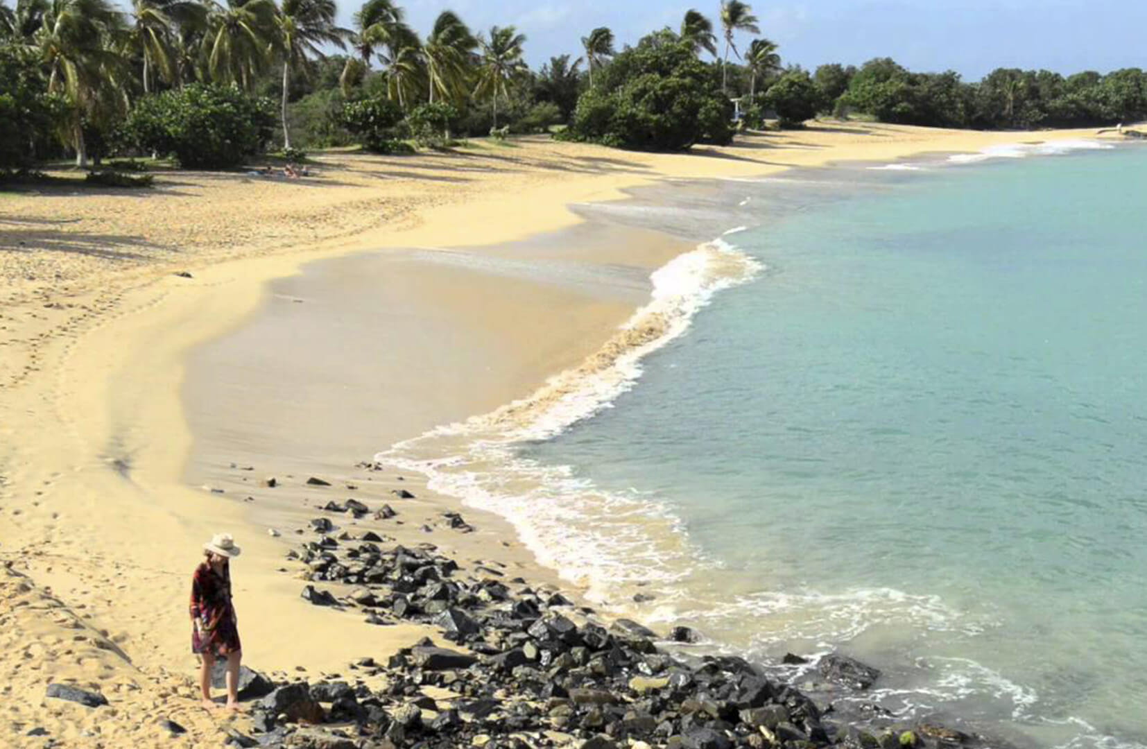 Happy Bay, Saint Martin - PyratZ Gourmet Sailing